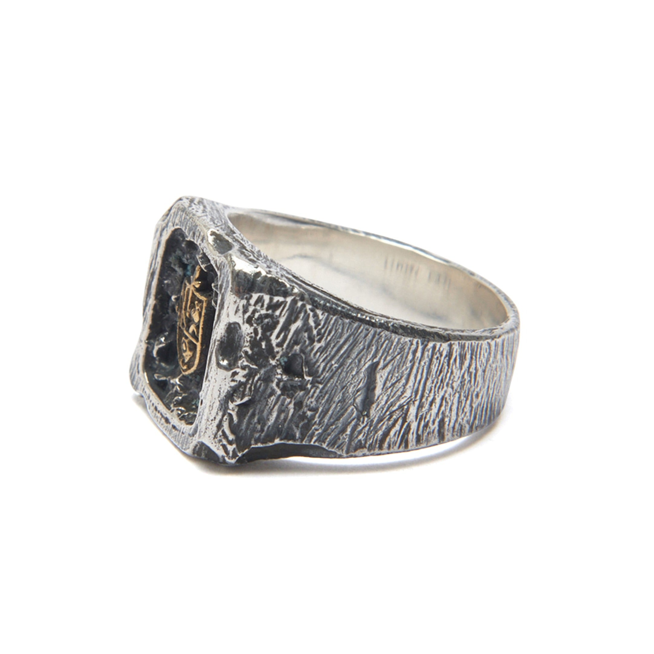 Crest Ring | Buck Palmer
